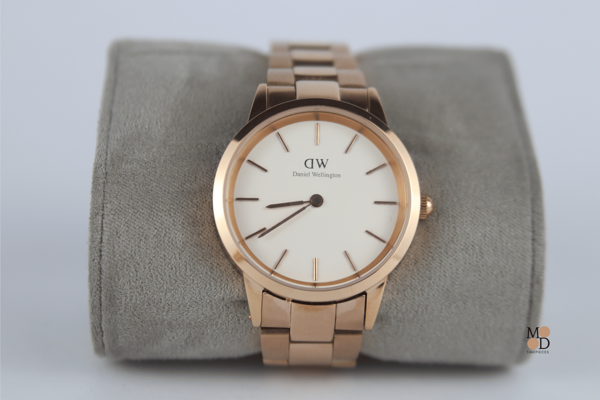 TWC Store | DW Couple's Gold Watch